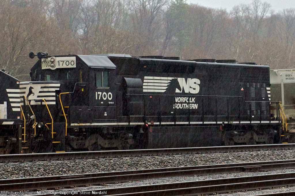 NS-M9G